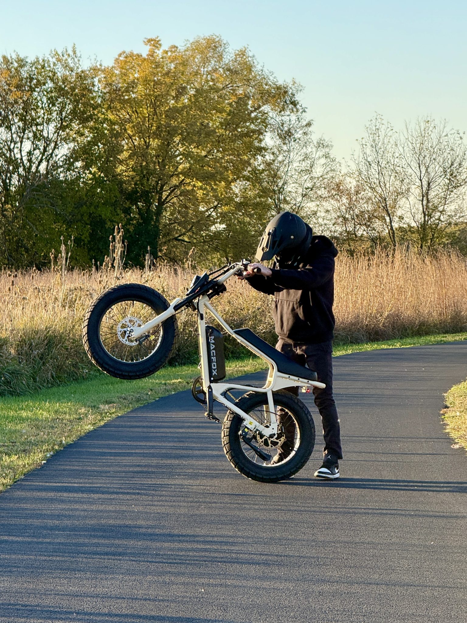 Macfox X7 Review – Stylish, Safe, and Surprisingly Premium